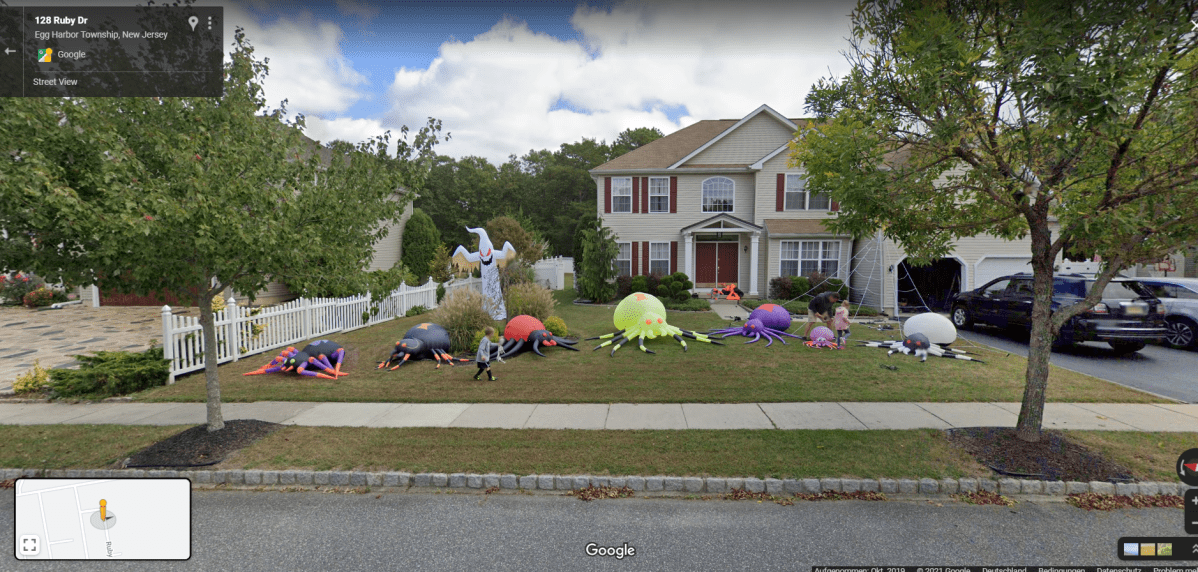 Creepy – StreetViewFails – The Funny Street View Google Maps Fails