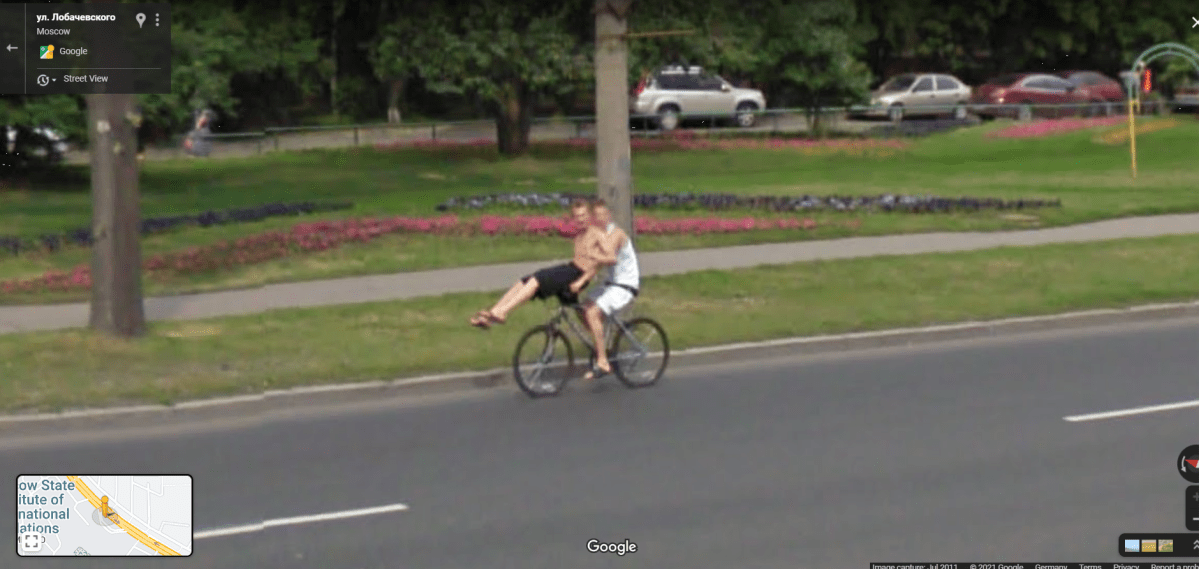 The best way to ride a bike – StreetViewFails – The Funny Street View ...